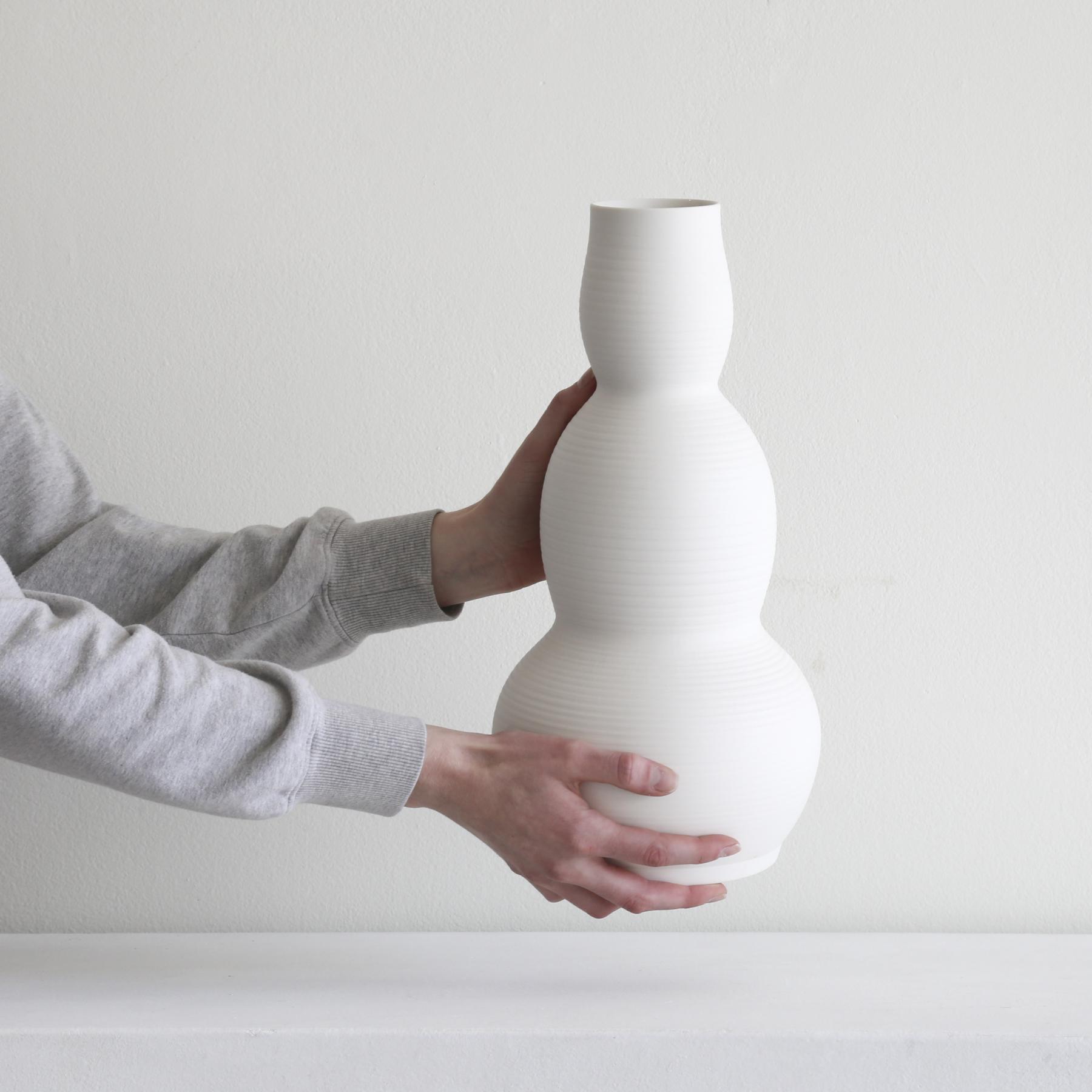 Sculptural Gourd Vase - Artisanal Piece for Modern Homes